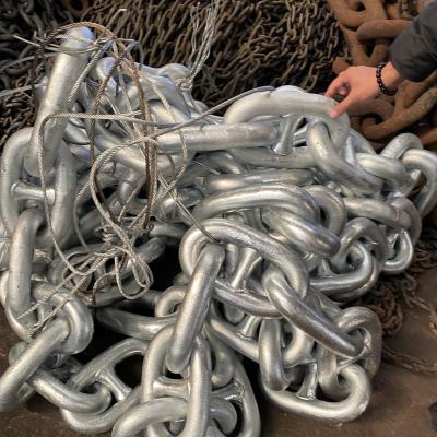 China 73mm High-Strength Alloy Steel Galvanized Stud Link Anchor Chain for Marine Vessels 10-130mm Size Range for sale