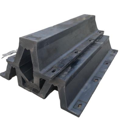 China 500H x 1500mm V Type Super Arch Marine Rubber Fender for Ship and Dock Protection for sale