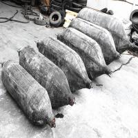 China Heavy Duty Marine Rubber Ship Airbag 0.15 MPa for Boat Launching and Salvage for sale