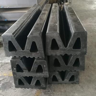 China W Type Rubber Marine Fender 480-600mm Width 300-450mm Height for Shipyard Berthing Protection ISO9001 BV CCS for sale