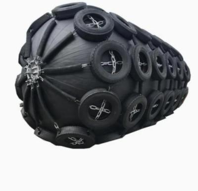 China ISO17357-1 Certified Yokohama Pneumatic Rubber Fender with Aircraft Tire Outer Cover for Vessel Berthing Protection for sale