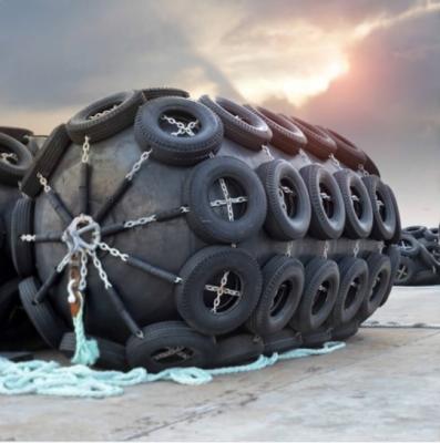 China 4.5x12M Pneumatic Rubber Fender for Ships CCS BV GL ISO9001 50kPa 4752kJ for sale