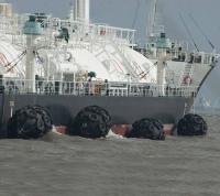 China Pneumatic Fender 3.3m x 6m Yokohama Type Marine Rubber Fender for Berthing Protection for sale