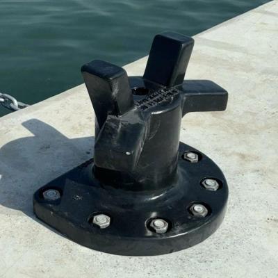 China High-Strength Cast Steel Stag Horn Mooring Bollard with Double-Horn Design for 250-Ton Load Capacity for sale