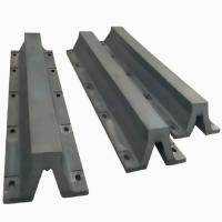 China Marine V Type Rubber Fender 150-180C Vulcanized High Energy Absorption for Boat Docks for sale