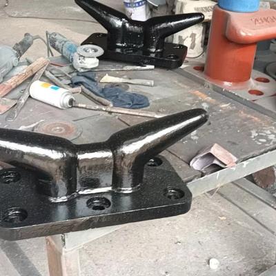 China Custom Size Corrosion Resistant Marine Mooring Bollard 50 kN to 500+ kN Load Capacity for Vessels for sale