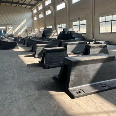 China EPDM Marine V Rubber Fender Square Hollow Dock Fender 500H 1500mm CCS BV for sale