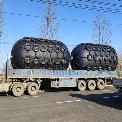 China Large Displacement Bearing Inflatable Pneumatic Fender Pneumatic Fender Yokohama Rubber Fender For Bulk Cargo Wharves for sale