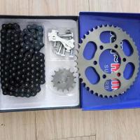 China Bajaj Boxer 100 Motorcycle Spare Parts Kit Bearings Brake Shoe Chain Sprocket for sale