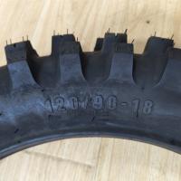 China Black Motorcycle Tire 2.75-17 3.00-18 90/90-18 Natural Rubber 6PR 8PR for Russia for sale