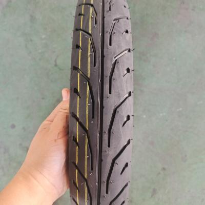 China Tubeless Motorcycle Tire 70/90-14 6PR Natural Rubber Black 1 Year Warranty for sale