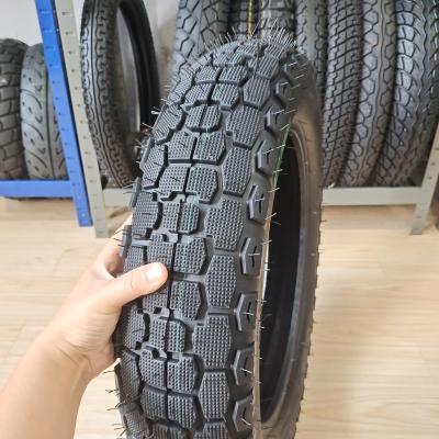 China Wear Resistant Motorcycle Tires 130/90-15 Natural Rubber Steel Nylon 6PR 8PR for sale