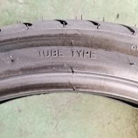 China Black Natural Rubber Motorcycle Tyre 90/90-17 6PR for Durable Performance for sale