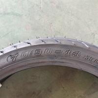China Motorcycle Tire Casing 2.75-17 Natural Rubber 6PR for Durable B2B Export for sale