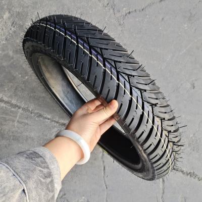 China Black 90/90-17 6PR/8PR Rear Motorcycle Tire Natural Rubber for Motorcycle Spare Parts for sale