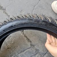 China Black 90/90-17 6PR/8PR Rear Motorcycle Tire Natural Rubber for Motorcycle Spare Parts for sale