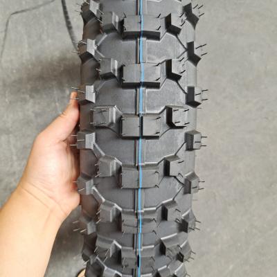 China Motorcycle Tyre 120/80-18 Tubeless Tire 35%-55% Rubber Content OEM Acceptable for sale