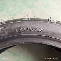 China 130/60-13 TL Rubber Tubeless Motorcycle Tyre 6PR 8PR Tire Casing 35-55% Rubber Content for sale