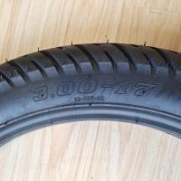 China 3.00-17 Natural Rubber Motorcycle Tyre 6PR 8PR High Speed Performance Black for sale