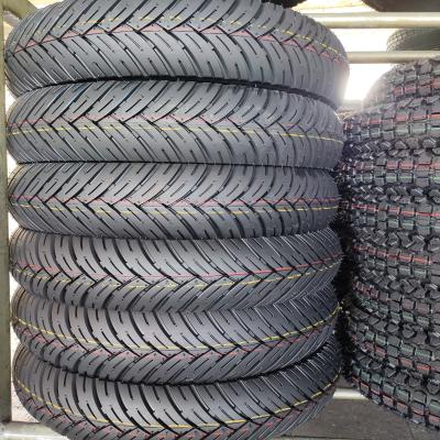 China Soft Rubber Motorcycle Tyre 100/90-18 4.4kg 6PR 8PR Max Load 266kg for sale