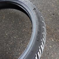 China Soft Rubber Motorcycle Tyre 100/90-18 4.4kg 6PR 8PR Max Load 266kg for sale