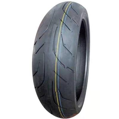 China Tubeless Motorcycle Tire 180/55-17 6PR 8PR Natural Rubber High Tensile Strength for sale