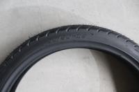 China 90/90-18 90/90-19 Tubeless Motorcycle Tire 45% Rubber Content Japanese Technology for sale