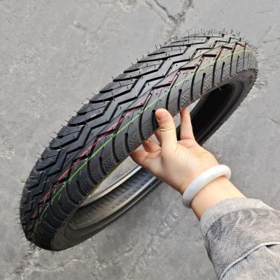 China Super 6PR/8PR Rubber Motorcycle Tyre 90/90-18 35-45% Rubber Content for sale