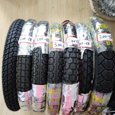China 300-18 Motorcycle Tire 6PR 8PR Natural Rubber TT TL for Durable Riding for sale