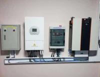 China SUN-7.6K/8K-SG01LP1-US/EU Intelligent Hybrid Inverter With DC AC Couple for sale