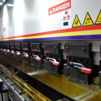 China 4m 6m 8m Steel Plate Iron Sheet Nc Press Brake E21s Hydraulic Bending Machine 250 Ton 3200mm for sale