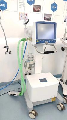 China ICU Ventilator with Air Compressor PCV-VG Mode for Adult Pediatric Neonate 12 Inch Touch Screen for sale