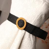 China Straw Woven Elastic Waist Belt 4.5cm Width 100cm Length Wooden Buckle Women Dress Belt for sale