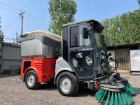 China Kawasaki Hydraulic Pump Used Germany HAKO 1433 Road Sweeping Machine with Consumption for sale