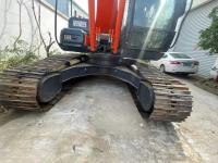 China Used Hitachi Excavator ZX210 with 0.45m3 Bucket Capacity and 21500 KG Machine Weight for sale