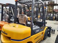 China Yellow FD30T Forklift A Versatile Machine for Various Applications for sale