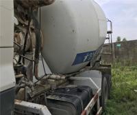 China 12000 KG Concrete Output 12.9L Used HINO700ZOU Mixer Truck for Construction at Affordable for sale
