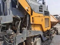 China Huade Hydraulic Pump Used Asphalt Paver VOLV 8820 for Performance 2660*1970*1450mm for sale