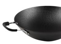 China Versatile 12Inch Cast Iron Skillet Chinese Wok With Heat Resistant Handle for sale