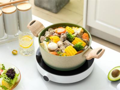 China Heavy Duty Aluminum Casserole With Non Stick Interior for sale