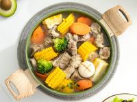 China High Performance Aluminum Casserole Pan Non Stick With Heat Resistant Handles And Glass Lid for sale