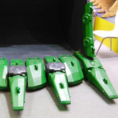 China Heavy Duty Excavator Bucket Lip Shroud Hitachi EX1900 ESCTBC150X445-2R for sale