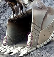 China Heavy Duty Excavator Bucket Side Cutter Protector For Mining Liebherr R9350 for sale