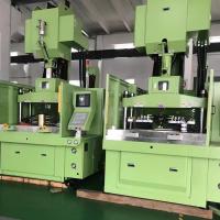 China Hybrid Injection Molding Machine 120 Ton Magnetism Material Car Glass for sale