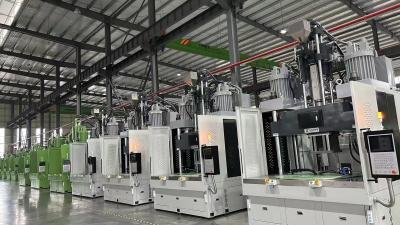China Industrial  Rotating Vertical Injection Molding Machine 50 - 2000T 0 - 1000mm Opening Stroke for sale
