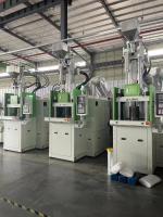 China Water Cooling Vertical Injection Molding Machine With 2430Kg/Cm2 Injection Pressure for sale