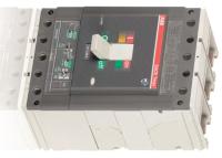 China T5H 400 PR221DS-LS/I In=400 3p F F 1SDA054349R1 Circuit Breakers S5H400CW for sale