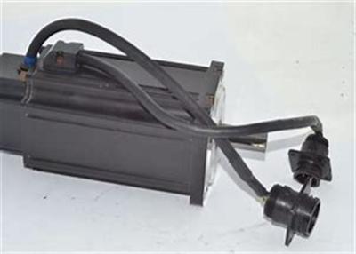 China Emerson XVM-8028-TONS-0000 1KW Servo Motor Brand New Original for sale