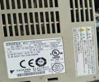 China YASKAWA SGD-04APY61 AC SERVO AMPLIFIER 200-230V 6/2.6A 50/60HZ NEW for sale