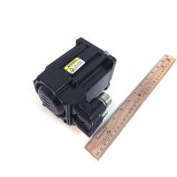 China ALLEN-BRADLEY MPL-B310P-MJ72AA MP-Series MPL 480V AC Rotary Servo Motor for sale